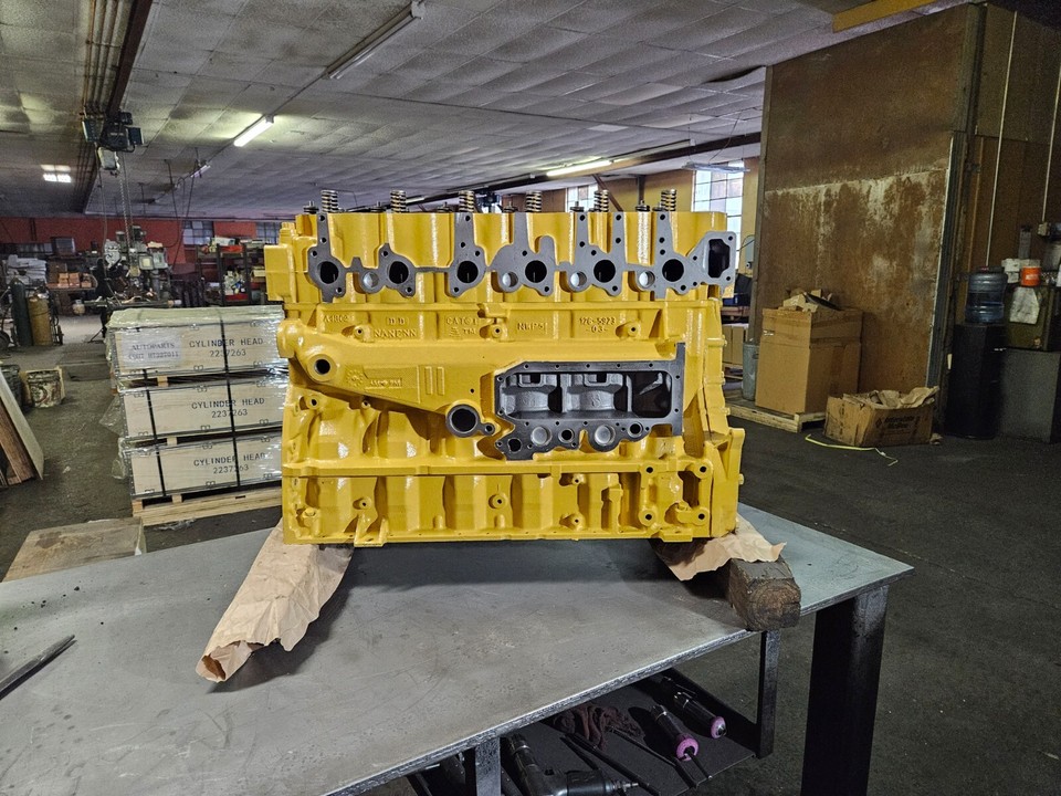 Caterpillar 3126B Remanufactured Diesel Engine Long Block (B or an E ...