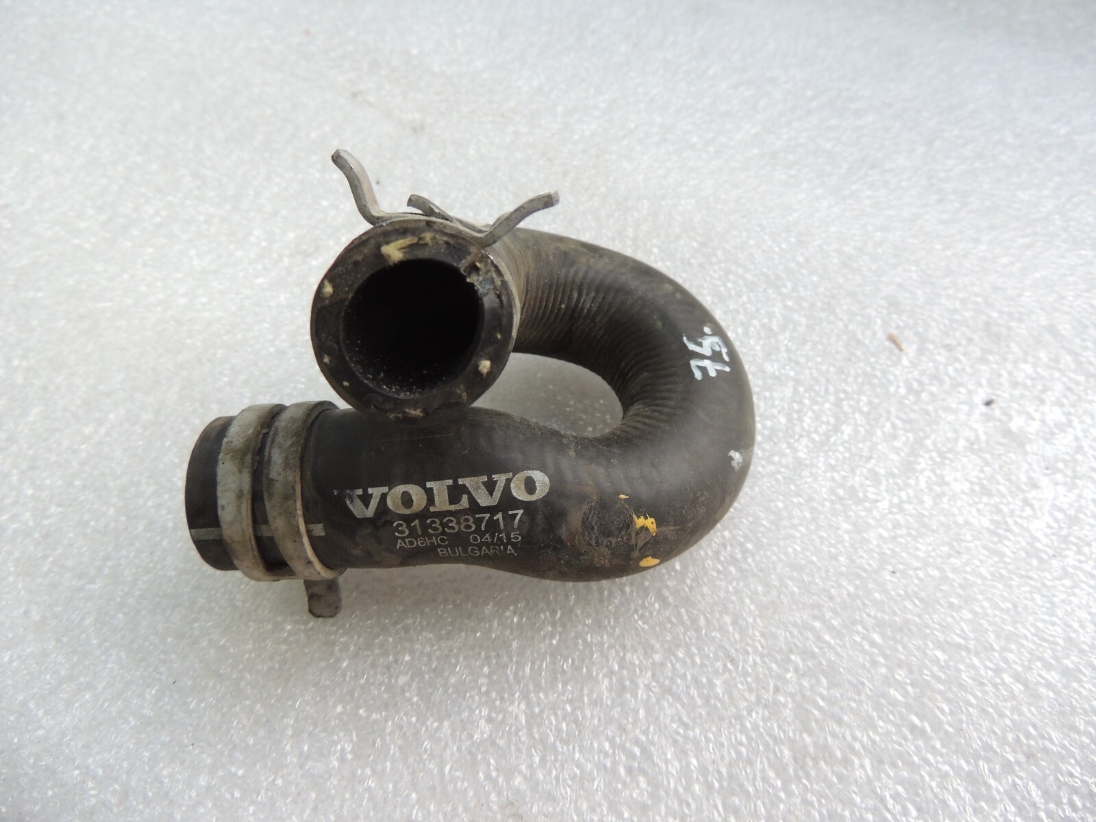 Volvo XC90 II 2.0D D5 D4204T11 165KW Kühlmittelschlauch Rohr Schlauch ...