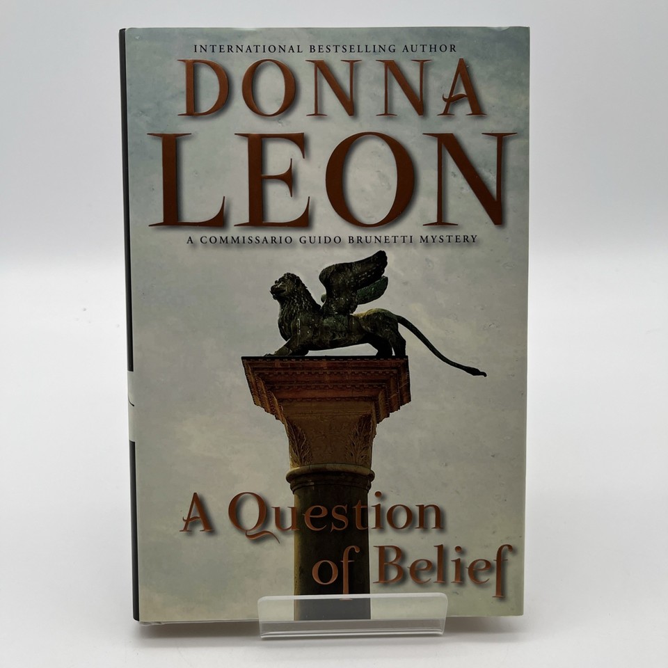 Donna Leon Hardcover Book Lot: A Commissario Guido Brunetti Mystery (6 ...