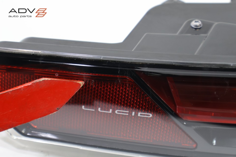 2025 LUCID AIR TRUNK LID CENTER TAILLIGHT TAIL LIGHT LAMP OEM | eBay