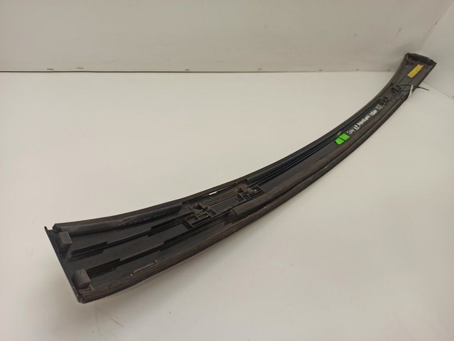 MERCEDES BENZ W204 RHD Left Side Roof Moulding Trim Stripe A2046907182 ...
