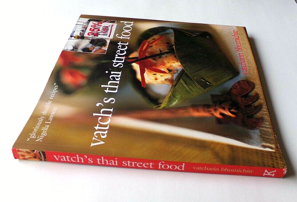 Vatch's Thai Street Food by BHUMICHITR, VATCHARI, Paperback, Used ...