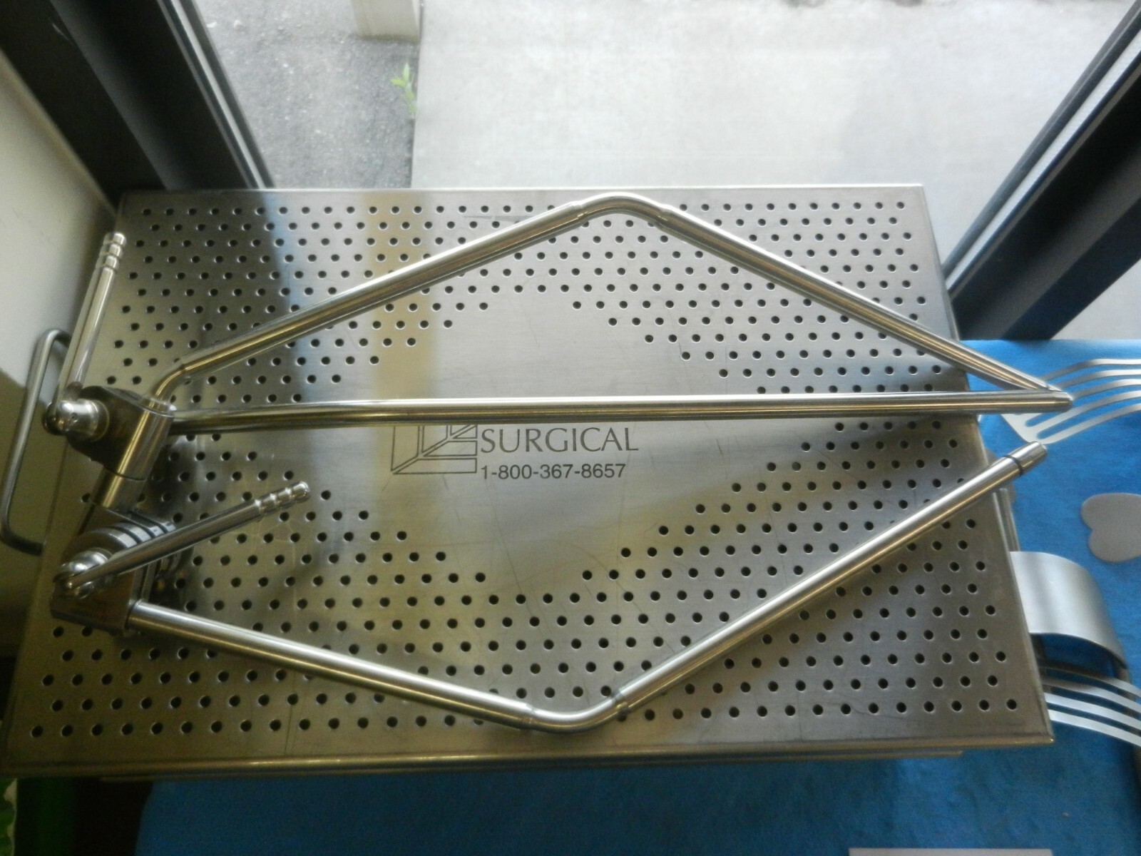 OmniTract Surgical Table Mounted Wishbone Retractor Set W/ Cases | eBay