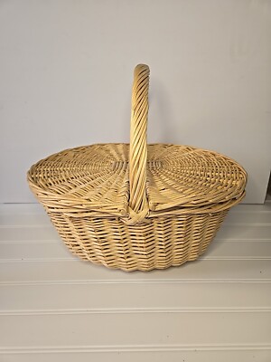 Vtg Wicker Picnic Basket Woven Rattan Hinged Split Lid Storage Rustic ...