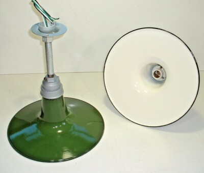 PAIR Benjamin 14" Porcelain Industrial Green Barn Lamp Vintage Light ...
