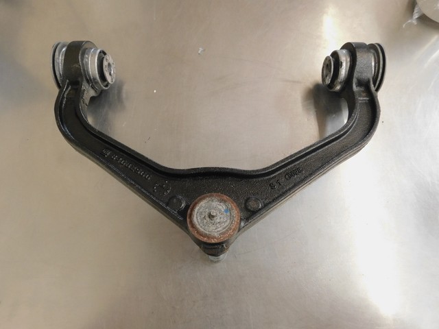 OEM GM GMC CHEVY 2500 Upper Control Arm 2020 84682566 | eBay