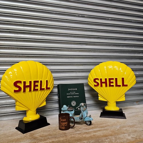 Shell Oil Signs Clamshell Mounted Displays Cast Metal Large 50cm 19 ...