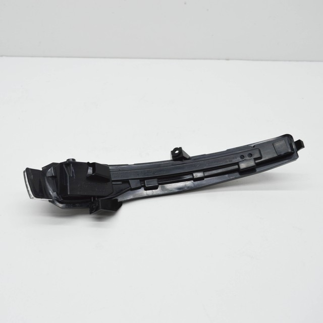 MB C-class W205 Right Wing Mirror Turn Indicator A0999067201 Genuine ...