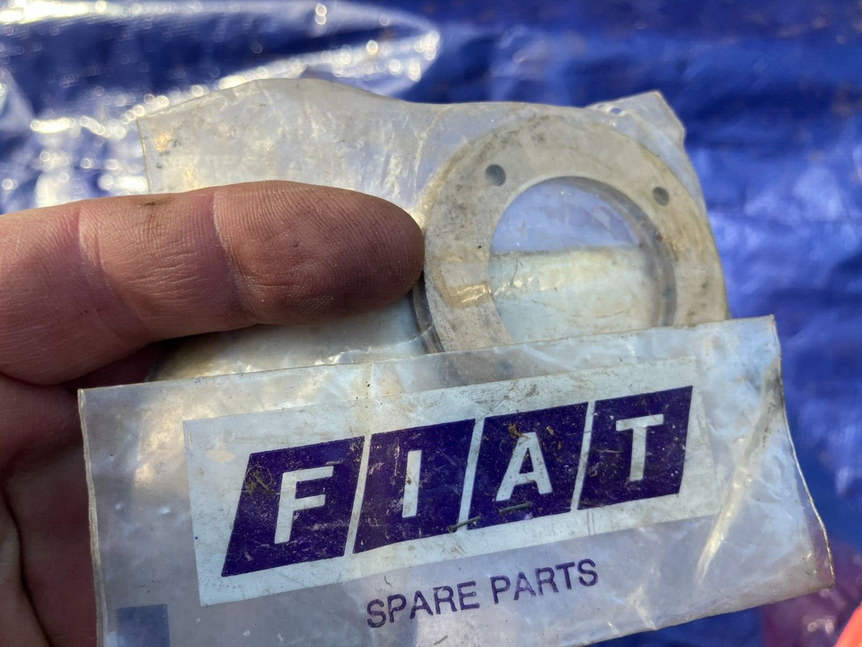 FIAT 124 SPIDER DIFFERENTIAL ADJUSTMENT SHIM PAIR SHIMS NOS 4130096 | eBay