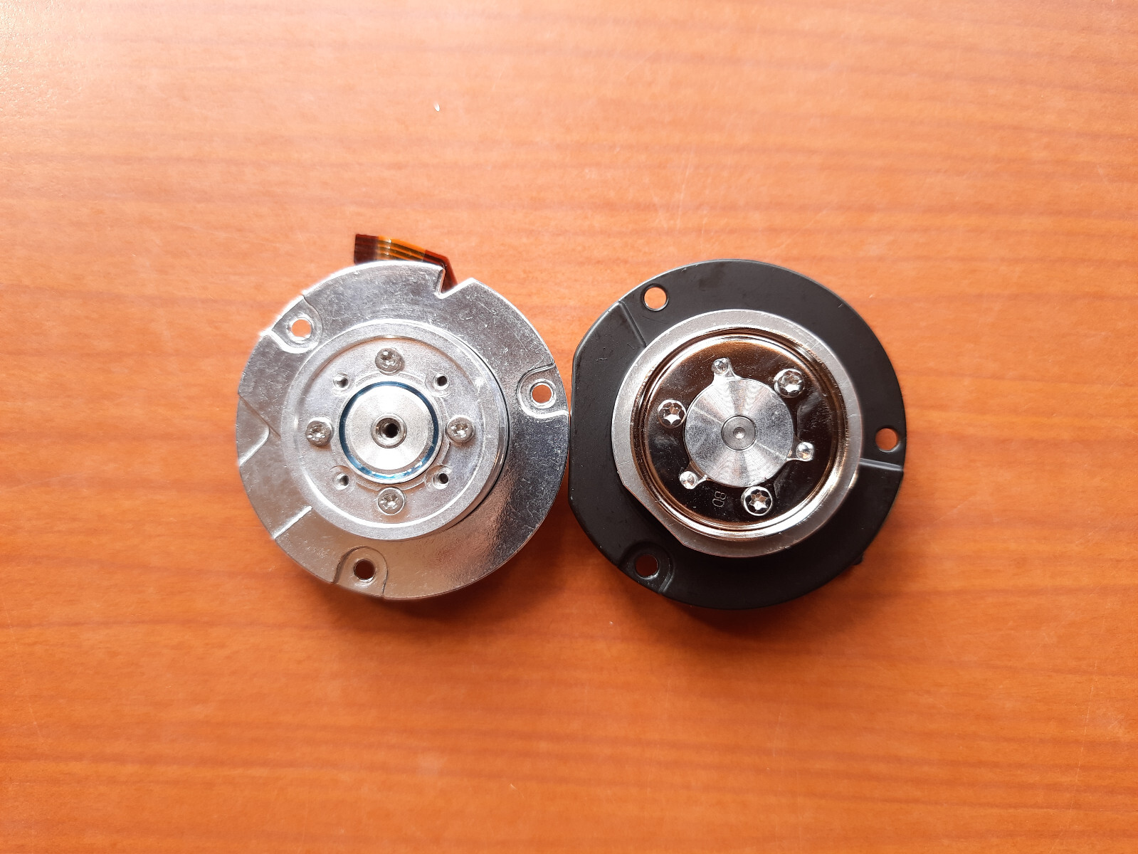 Hard Disk Drive Motors From Samsung and Western Digital HDD Set of 2 | eBay