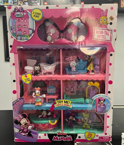 Disney Junior Minnie Mouse Bow-Tel Hotel Pink Disney Play Set With ...
