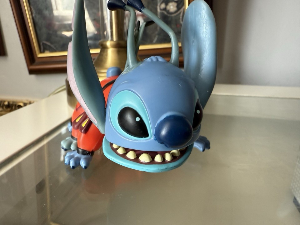 Hasbro Disney Vintage 2001 Lilo & Stitch Skitterin Stitch 4" Figure ...