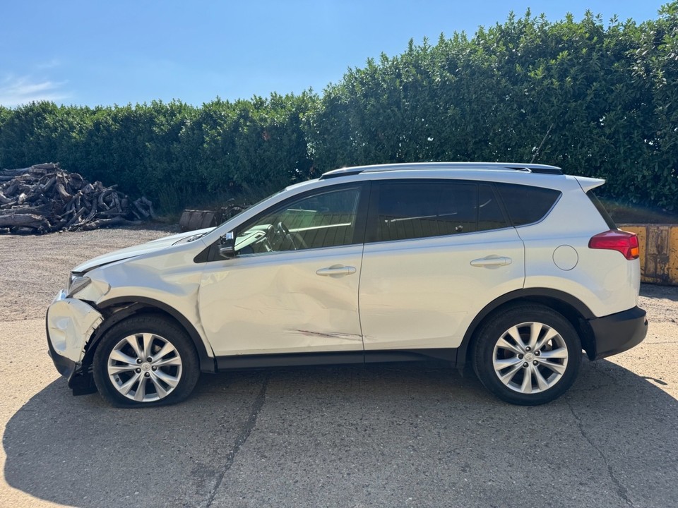 TOYOTA RAV 4 D-4D INVINCIBLE 2014 - 14 PLATE | eBay UK