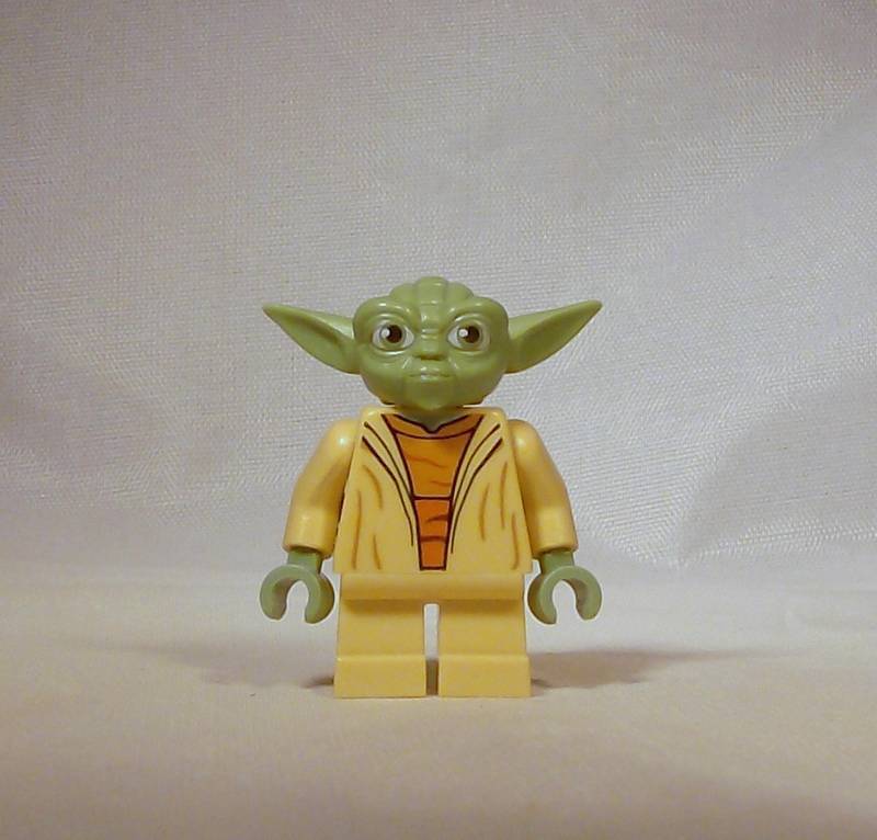LEGO Star Wars Clone Wars Yoda Minifigure with Gray Hair (Yodachron ...