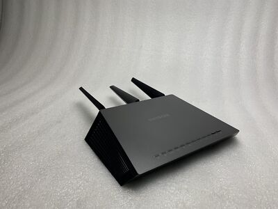 NETGEAR R7000 Nighthawk AC1900 Dual Band Wi-Fi Gigabit Router 2.4GHZ AS ...