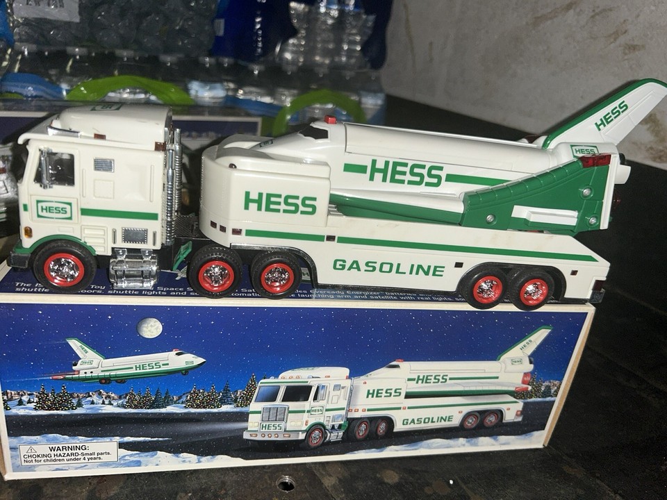 HESS TRUCK COLLECTION! (***PLEASE READ DESCRIPTION***) | eBay