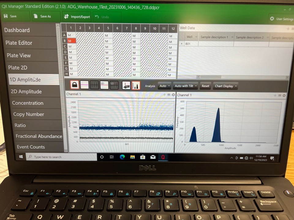 Working Bio-Rad QX200 Droplet Digital PCR with computer and QX manager ...