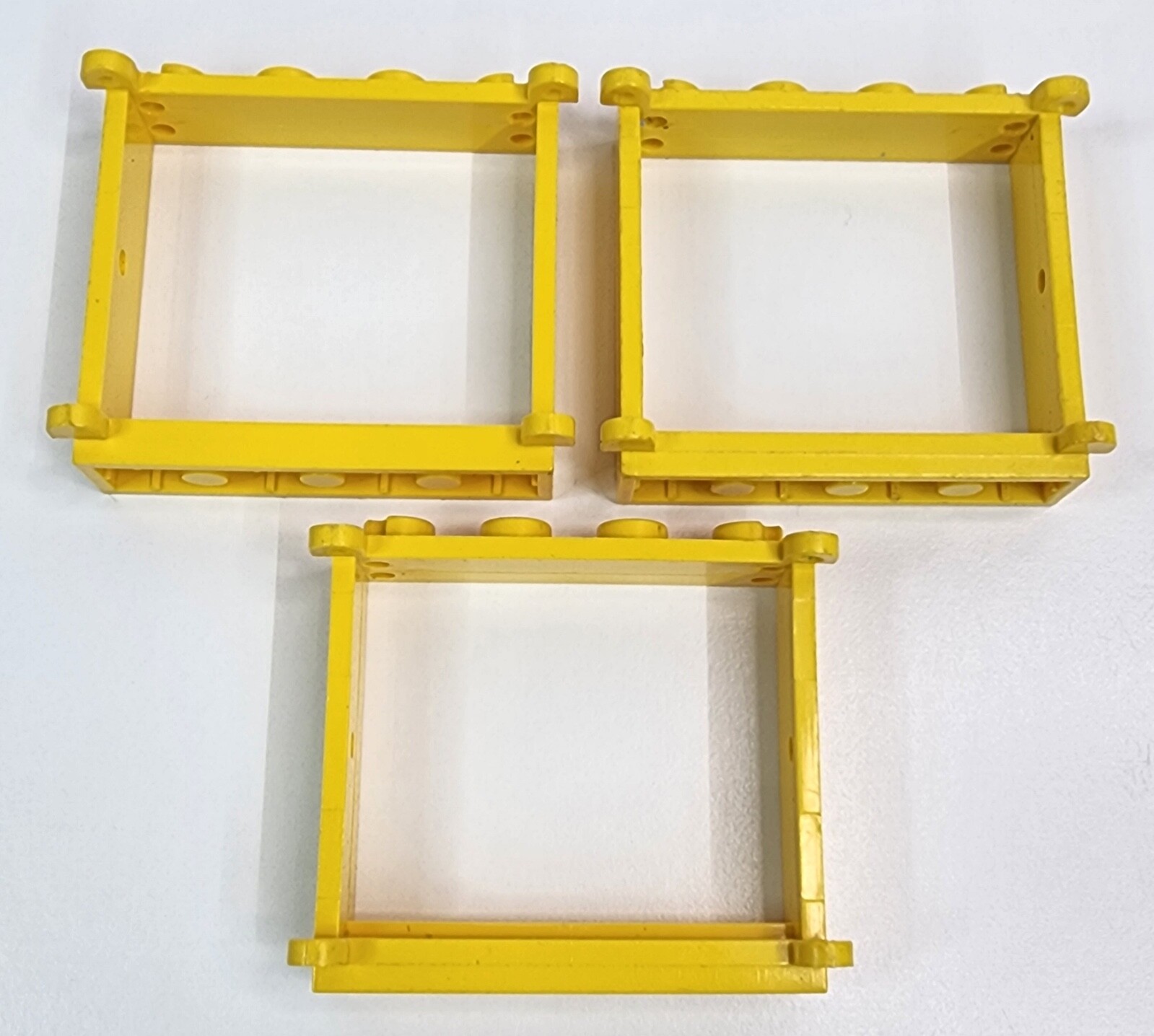 LEGO - Lot of 3 - Yellow Window 1 x 4 x 3 Window w/ Shutter Tabs 3853 ...