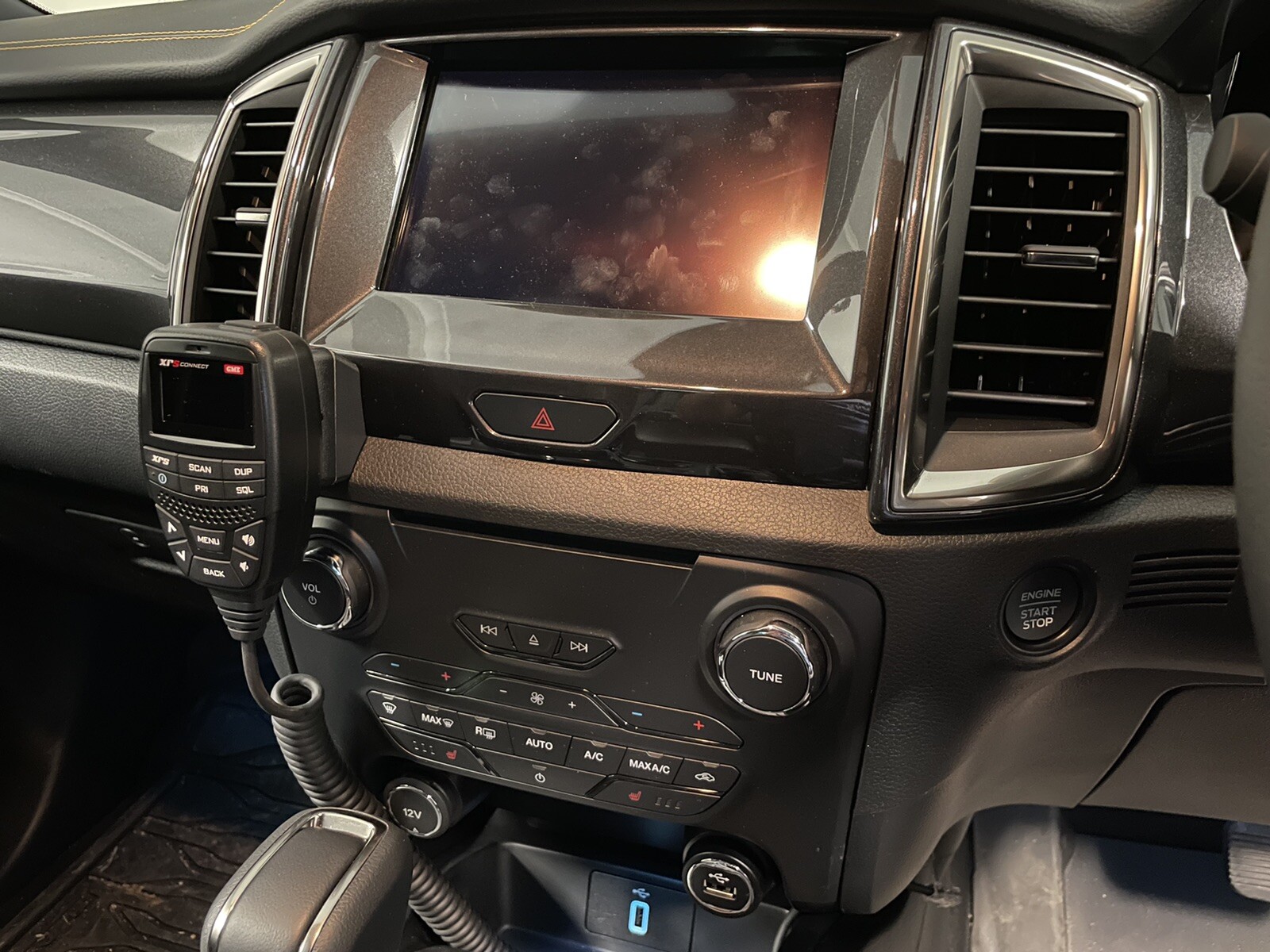 GME UHF Mic / Radio Mount PX2/3 Ford Ranger / Raptor / Everest - LHS ...