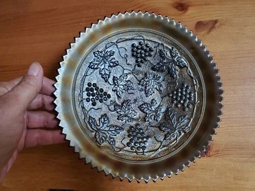 Carnival Glass NORTHWOOD AMETHYST STIPPLED GRAPE & CABLE Plate | eBay