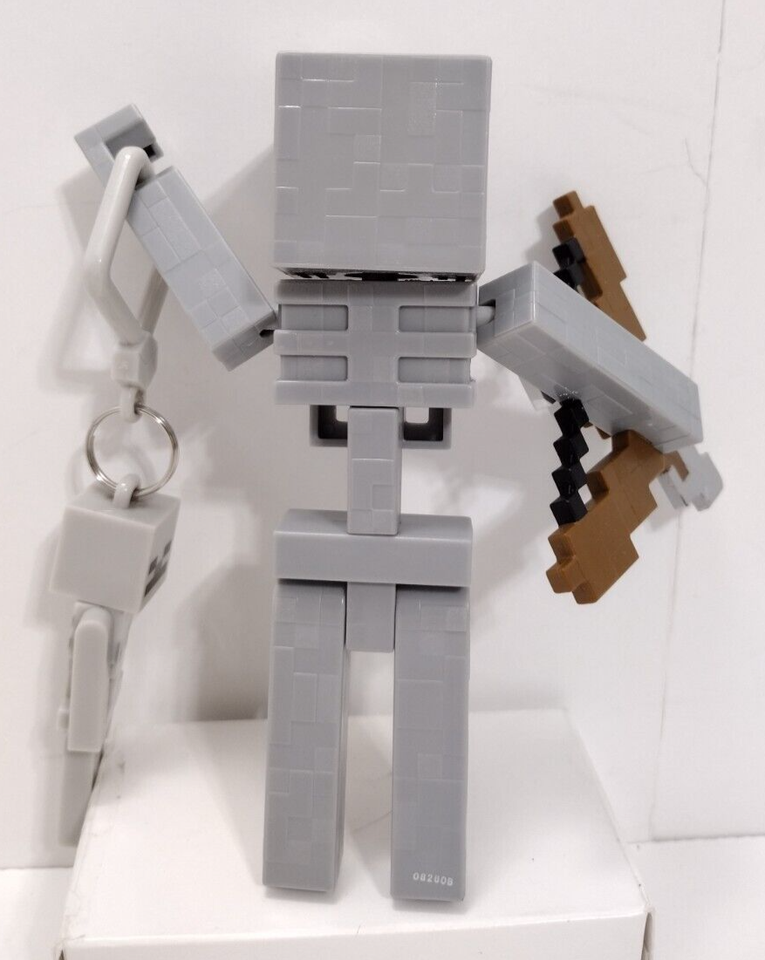 Minecraft SKELETON With Bow Toy + Backpack Clip Keychain Mini Figure ...