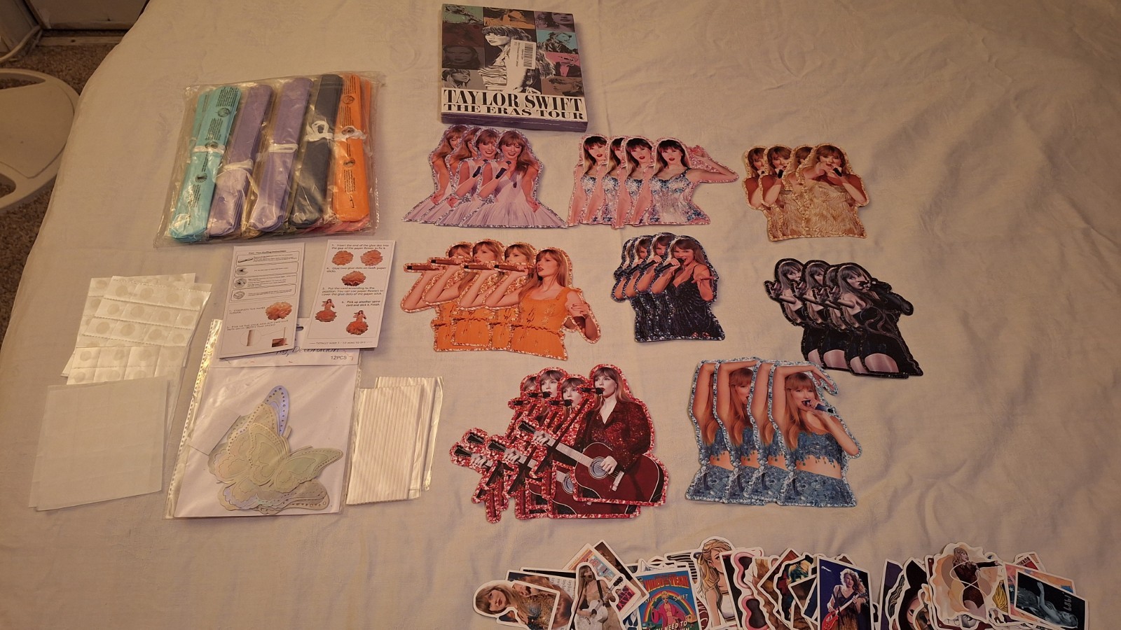 Taylor Swift Eras Tour Keychain Blind Box 24 Days Advent Calendar ...