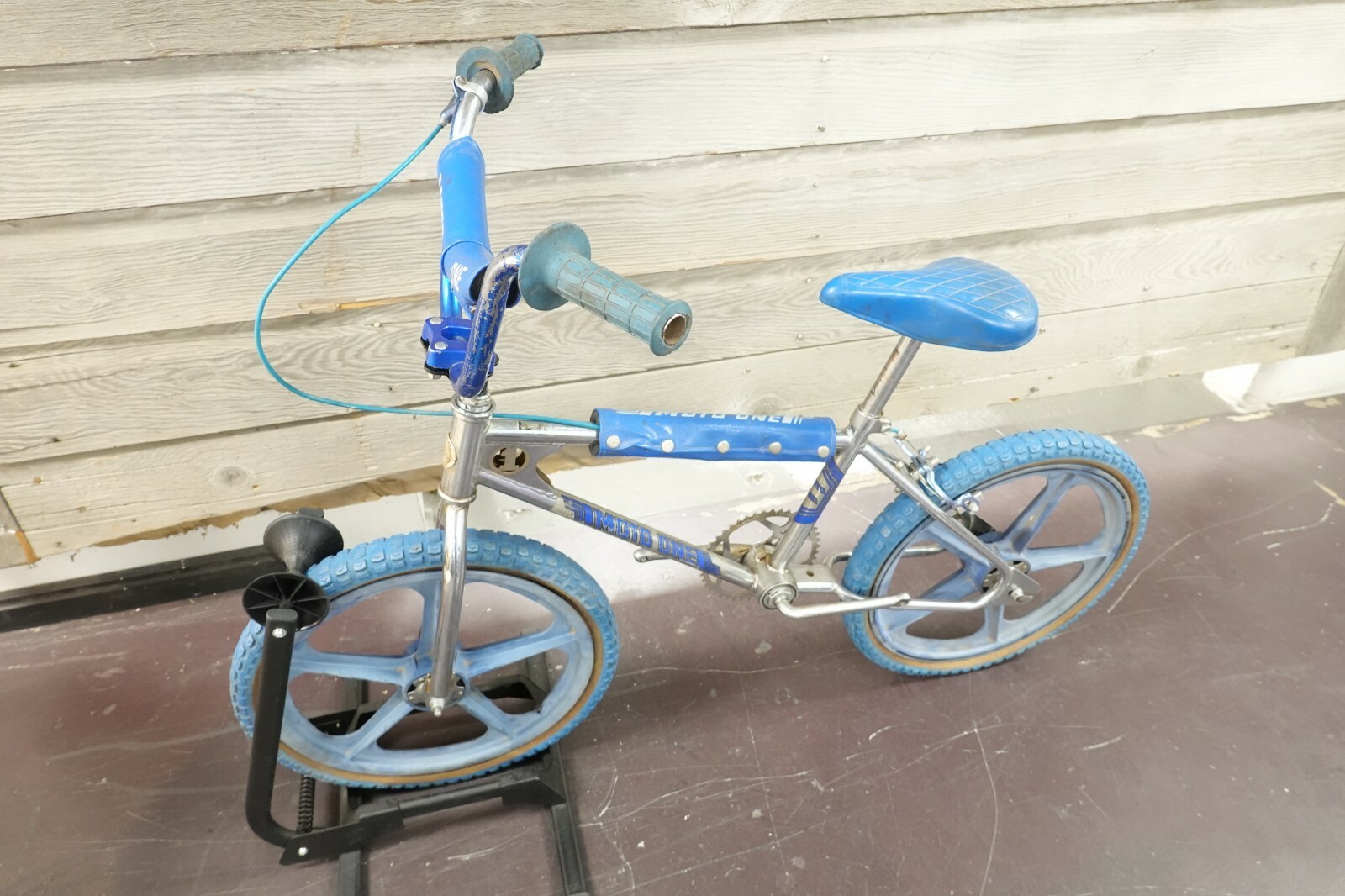 Diamondback Moto One Bmx Old School Survivor Complete Viper Mongoose ...