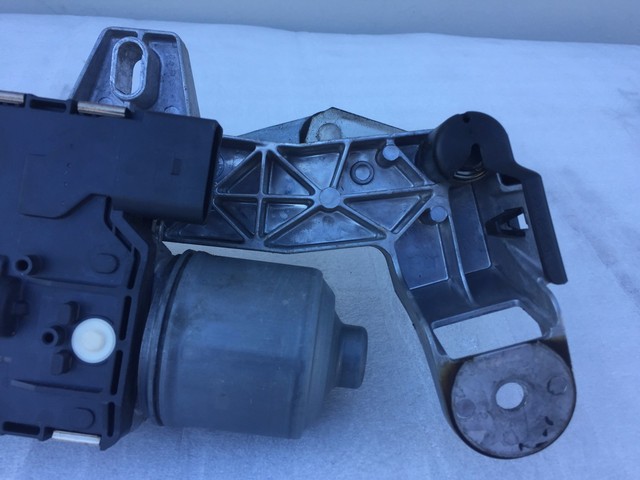 Mercedes-Benz W221 Front Right Wiper Motor 3397021045 / 2218204442 for ...