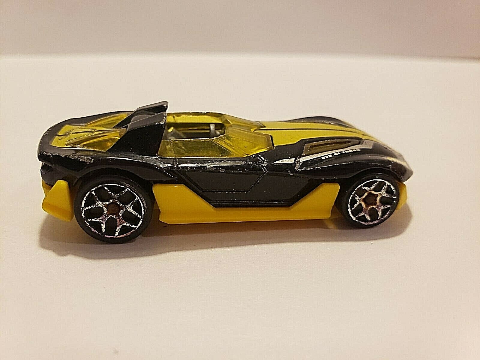 Hot Wheels "Yur So Fast" R0932 Yellow/Black Die Cast Car 1:64 | eBay