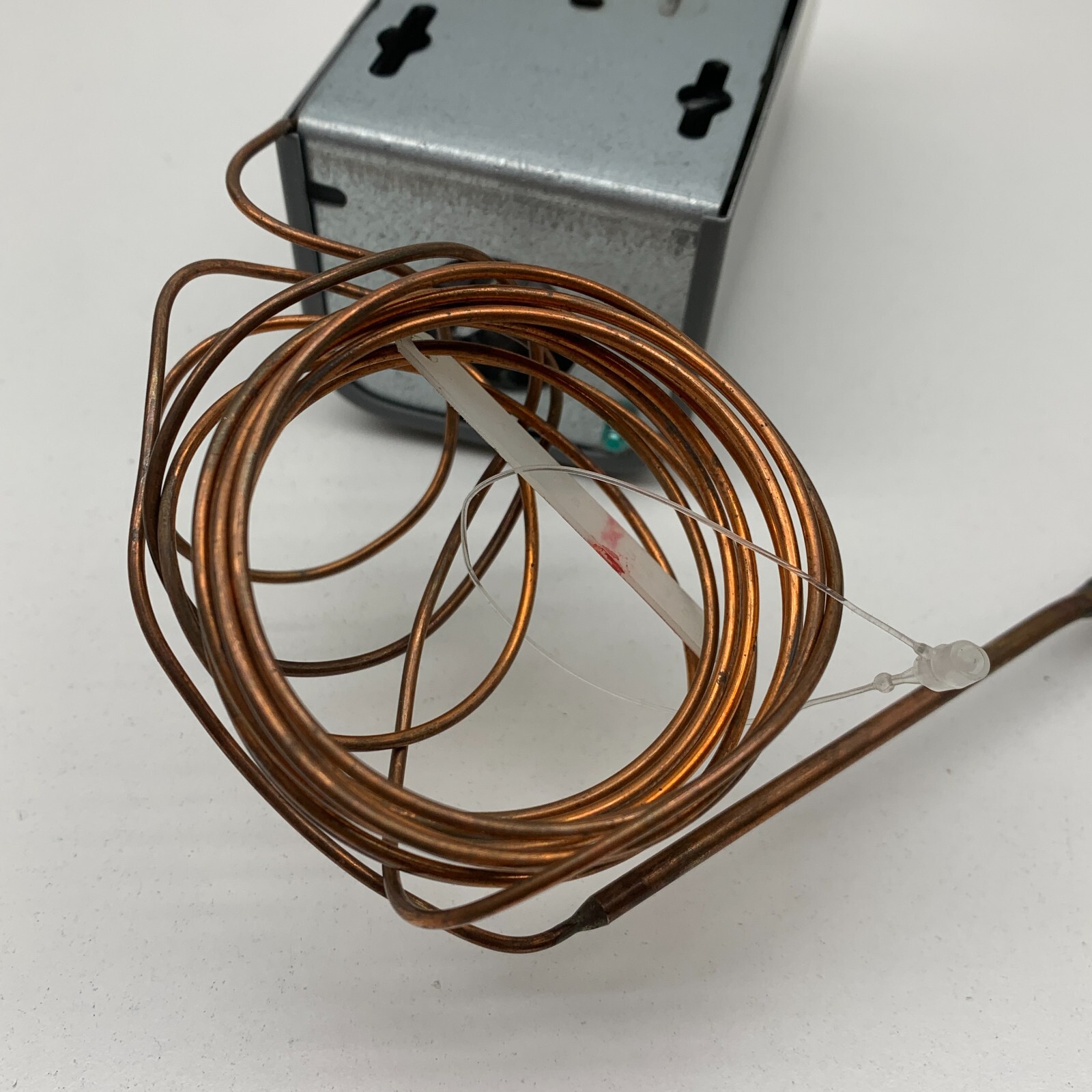 Johnson Controls A19ABC-24C Line Volt Mechanical Thermostat for sale ...