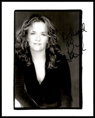 Lea Thompson 8" x 10" Photograph Signed Autograph (no COA) | eBay