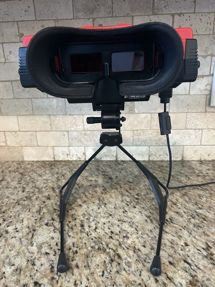 Nintendo Virtual Boy Console in Blockbuster Carry Case TESTED READ ...