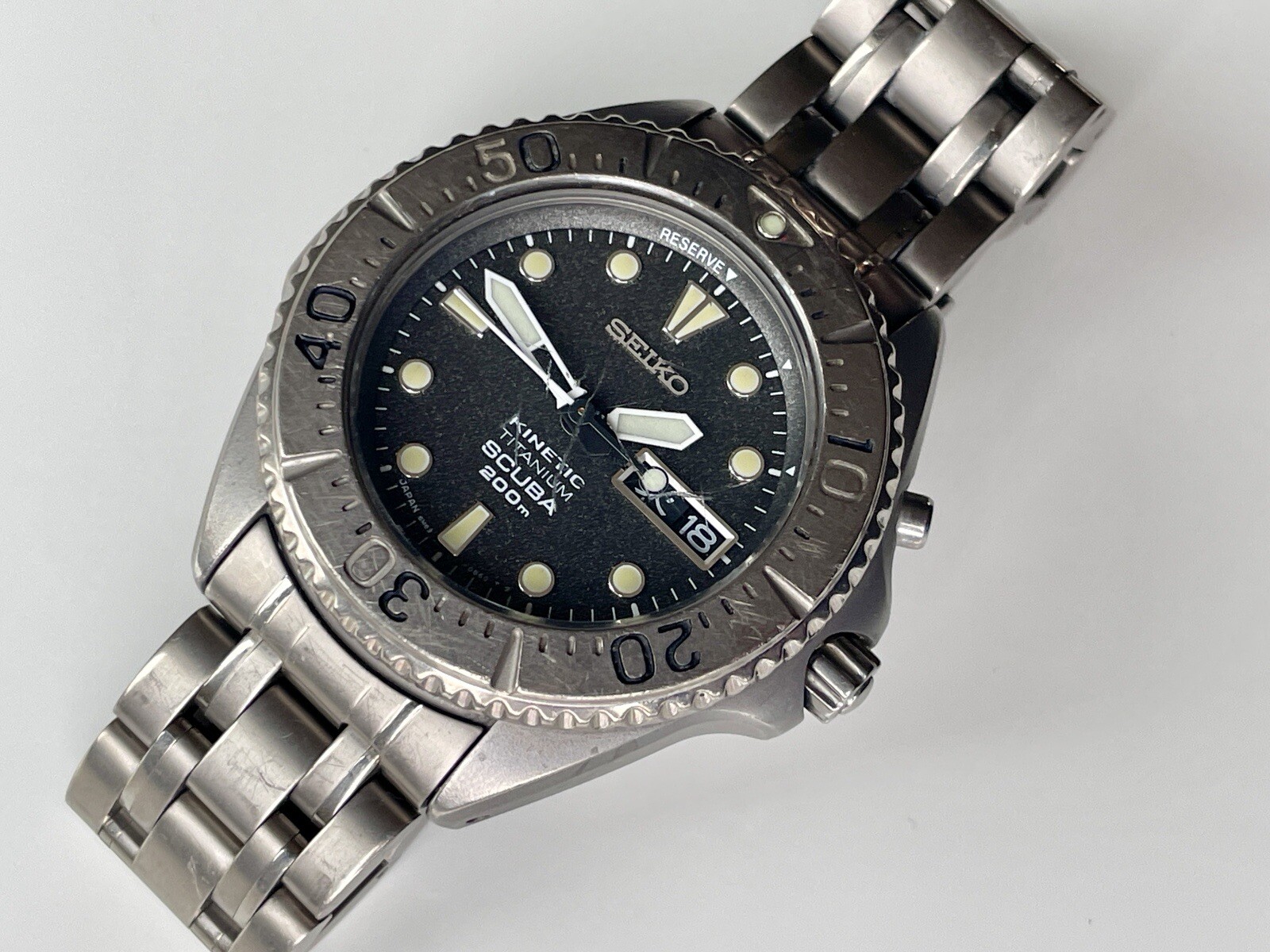 Seiko Grey Ghost Kinetic Titanium 5M63-0B40 SBCZ005 200m Men's 39mm ...