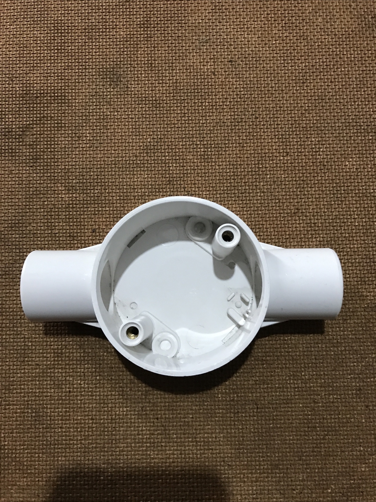 25mm 2 Way Through Box White Conduit Bag Of 5 | eBay UK