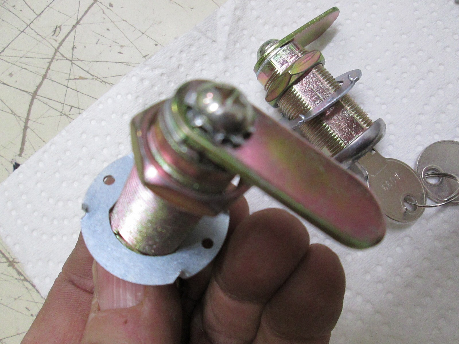 Roadkrome Quadrax Metal Saddlebag + Trunk Locks | SET OF 2 Keyed The ...