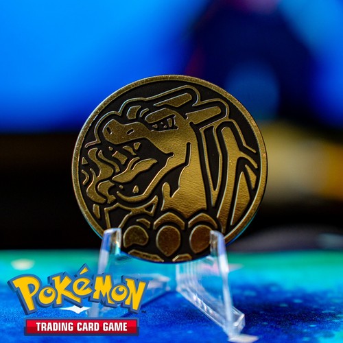 NEW Charizard JUMBO Gold Pokémon TCG 2022 Shiny Coin | eBay