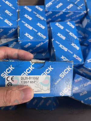 DL35-B15552 1057657 SICK Laser range sensor brand new Shipping DHL or ...