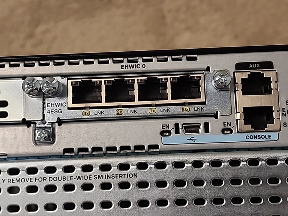 Cisco 2921 CISCO2921-V/K9 Gigabit Integrated SR. W/EHWIC-4ESG & PVDM3 ...