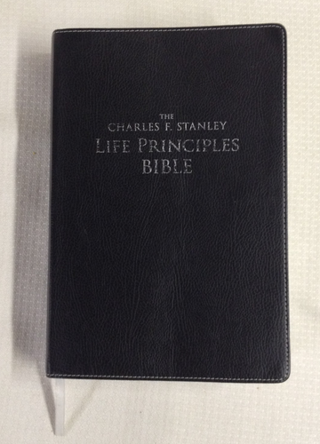 Charles F. Stanley Life Principles Large Print Bible Black Leather-Like ...