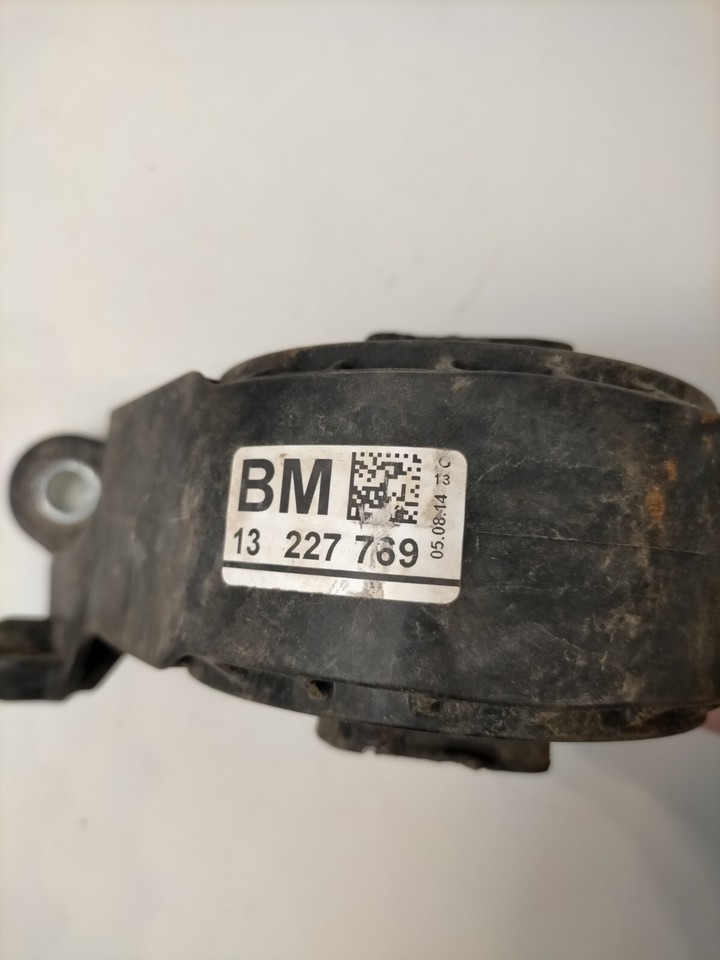 2013-2017 VAUXHALL INSIGNIA 2.0 CDTI ENGINE MOUNT 13227769 , GENUINE ...