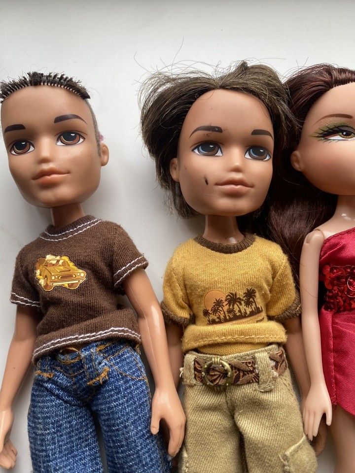 Bratz Dolls Bundle | eBay Australia