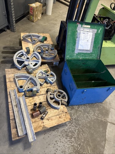 Greenlee 1818 EMT Mech Conduit Bender Box And Dies | eBay