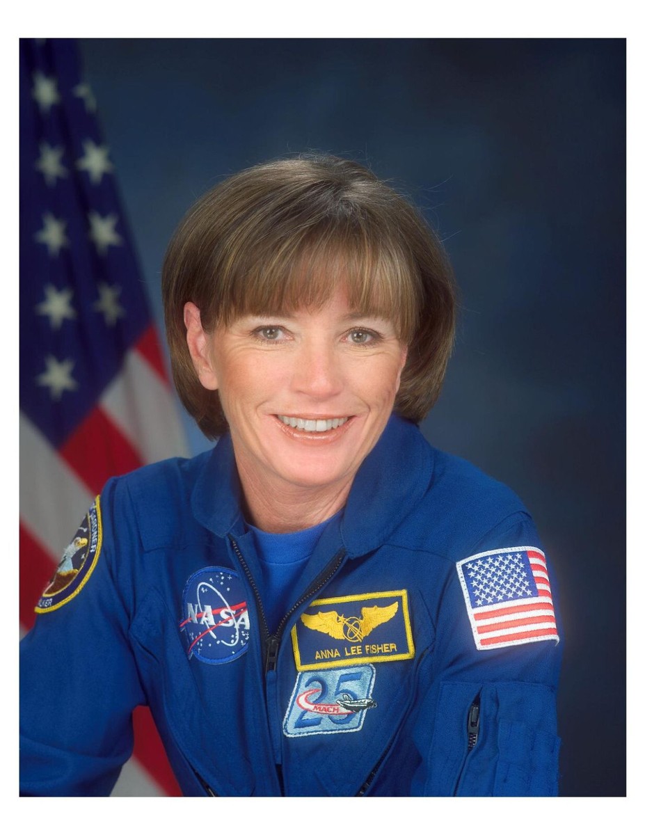 Astronaut Anna Fisher Nasa Astronaut's New NASA Portrait Is A Blast