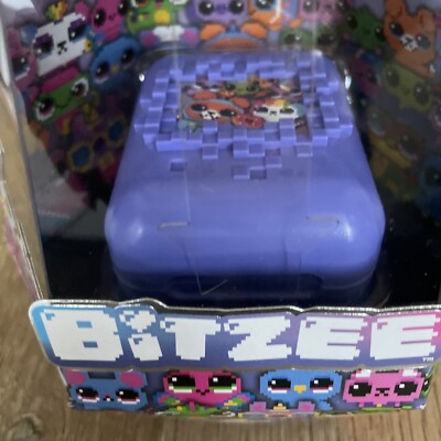 Bitzee Interactive Toy Digital Pet and Case with 15 Animals Inside New ...