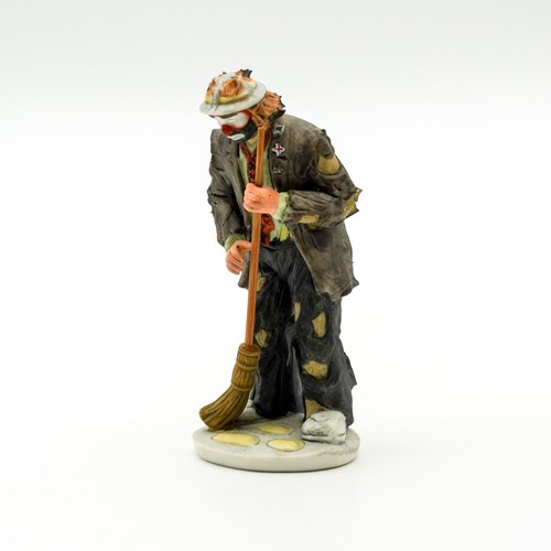 Flambro "Sweeping Up" Broom Clown Figurine Emmett Kelly Jr. Miniature ...