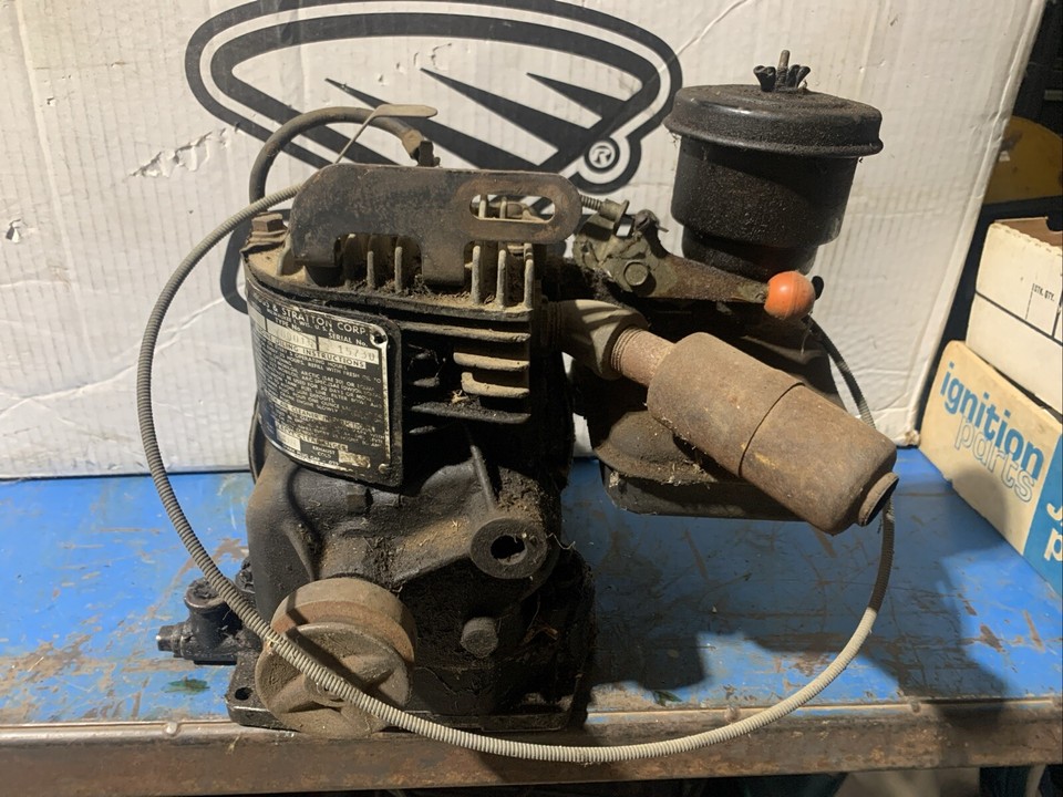 Original Briggs & Stratton Rope Start Model 5S Engine | eBay
