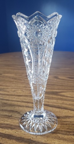 Early American Prescut Crystal Glass Vase | eBay