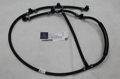 NEW Genuine Mercedes-Benz OM642 V6 Diesel Injector Leak Off Pipe ...