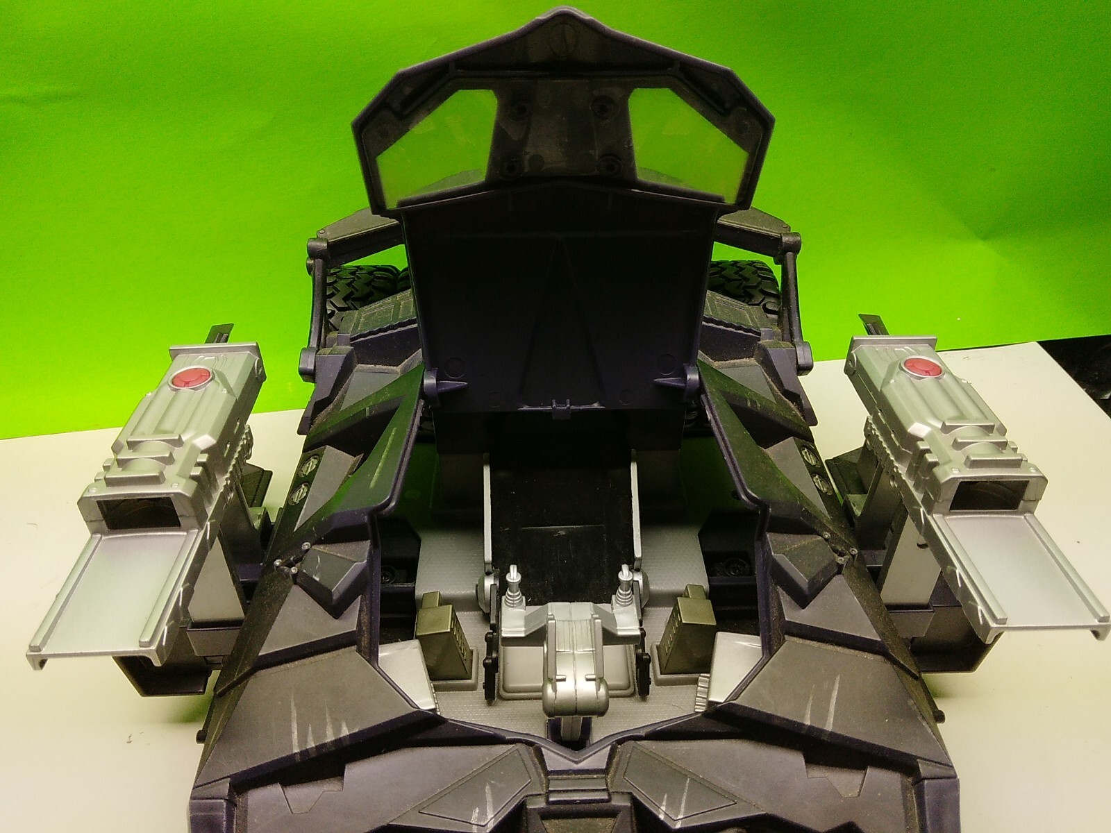 BATMAN DARK KNIGHT BATMOBILE ASSAULT TUMBLER VEHICLE DC COMICS H1387 NO ...