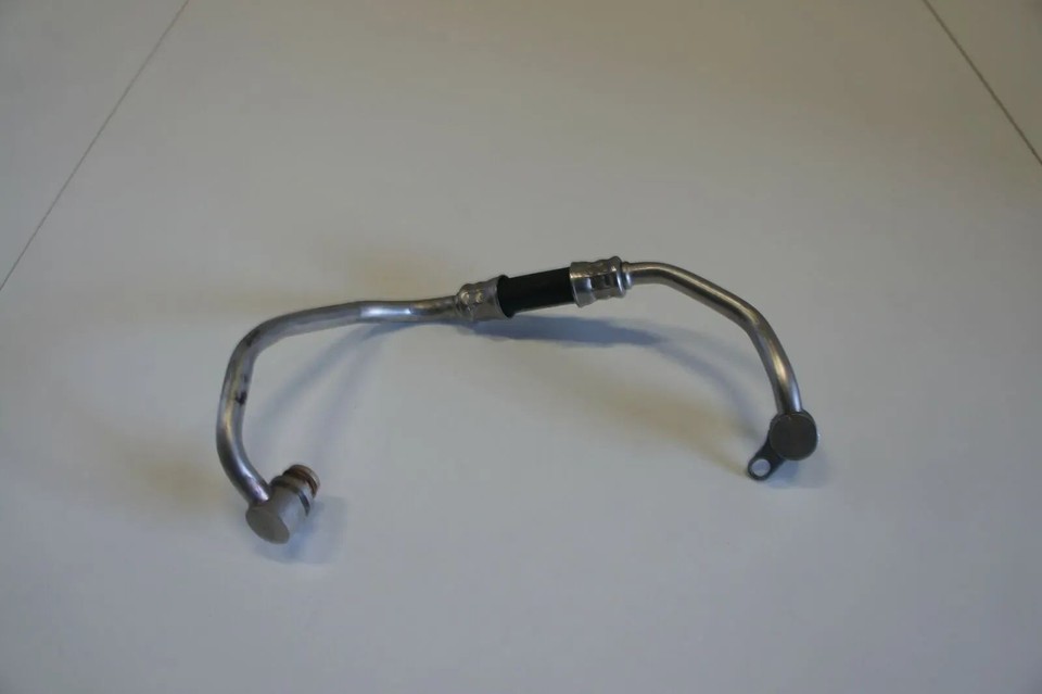 Original BMW E88 E82 E90 Leitung Vorlauf Kühlung Turbolader ZYL. 1-3 ...